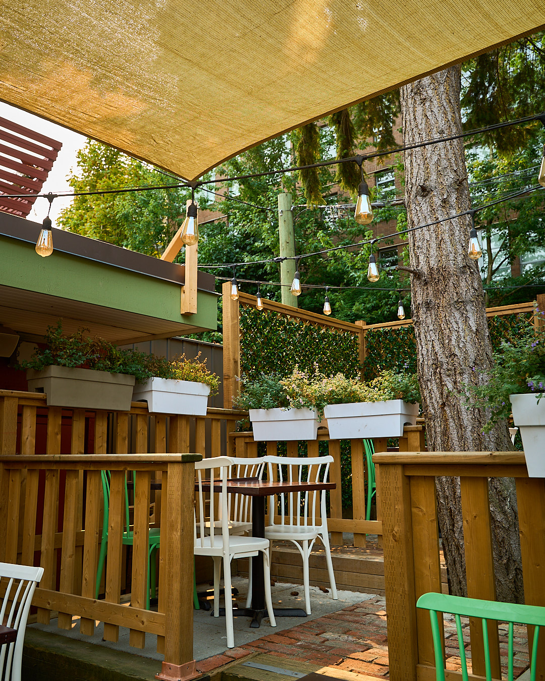 The Farmhouse: Weekend Brunch in Mount Pleasant - Hello Vancity