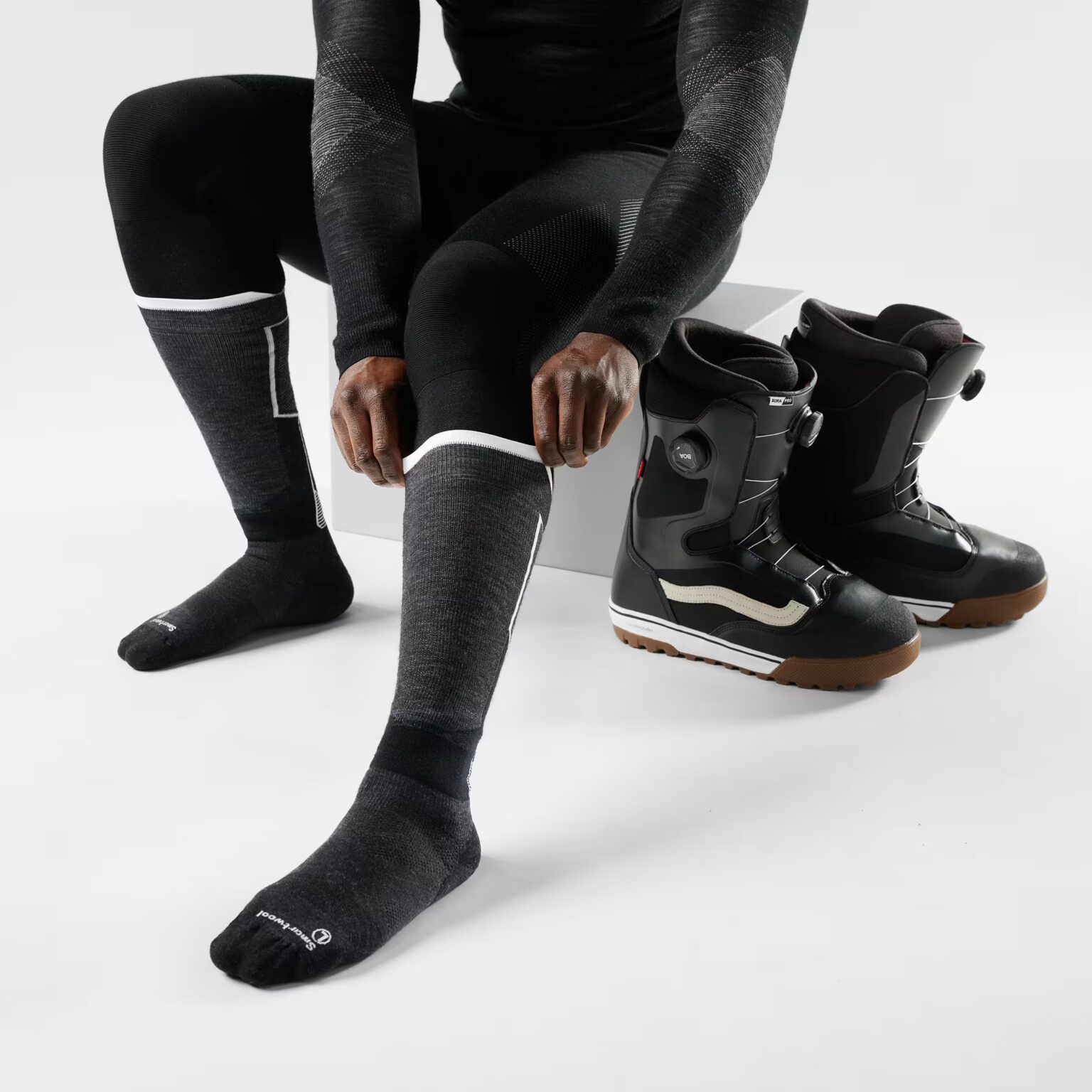 Smartwool Snowboard Layers That Keep You Warm Without Overheating ...
